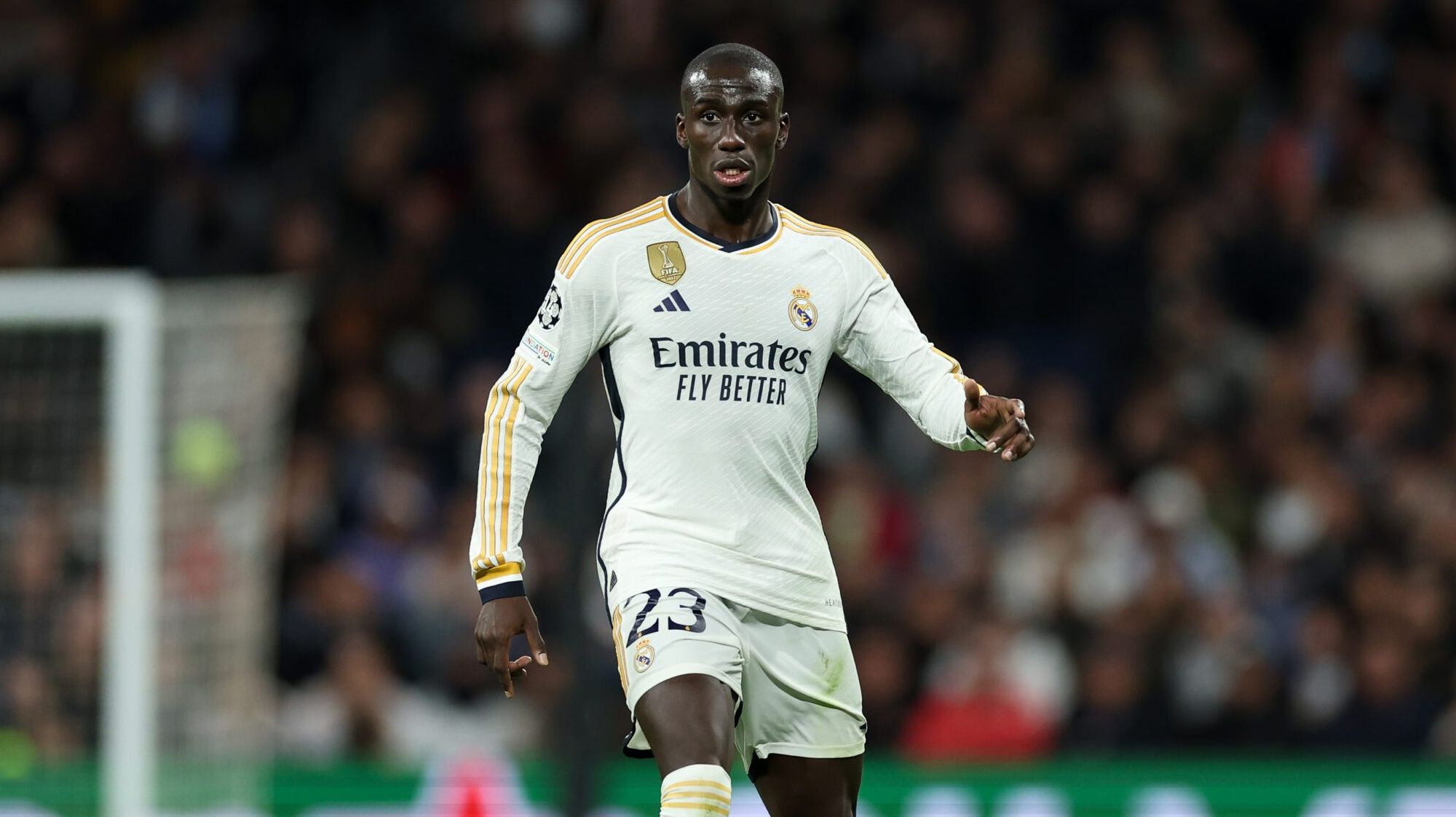 Florentino ya conoce las condiciones que Mendy exige para su renovación ...