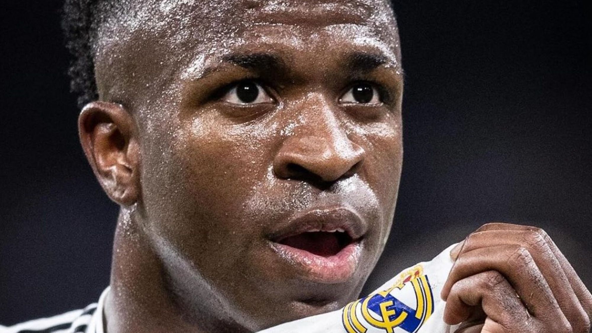 Locura madridista: la viral reacción de Vinicius tras anotar el empate en el Santiago Bernabéu