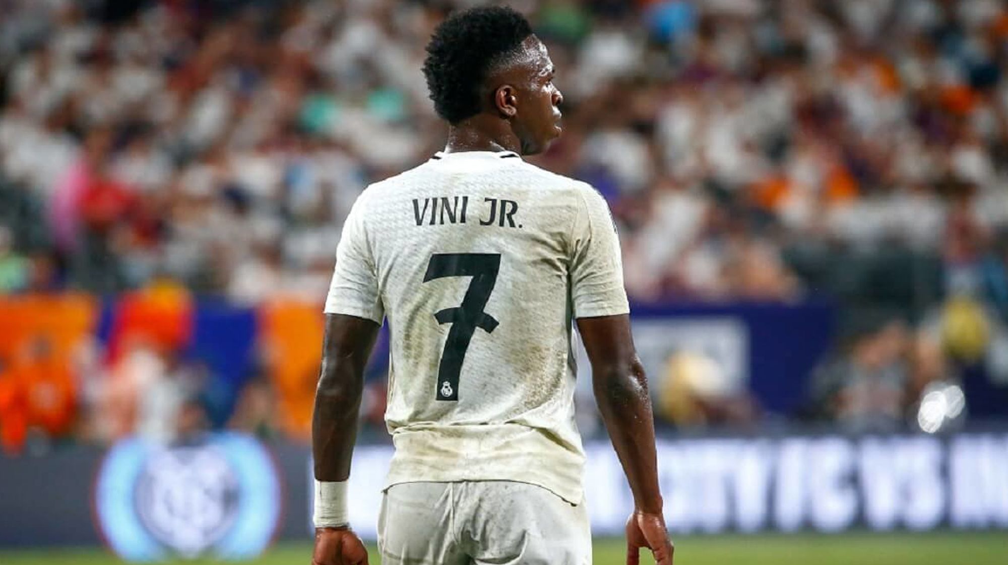 Vinicius revoluciona al madridismo con su último gesto, cazado ‘in ...