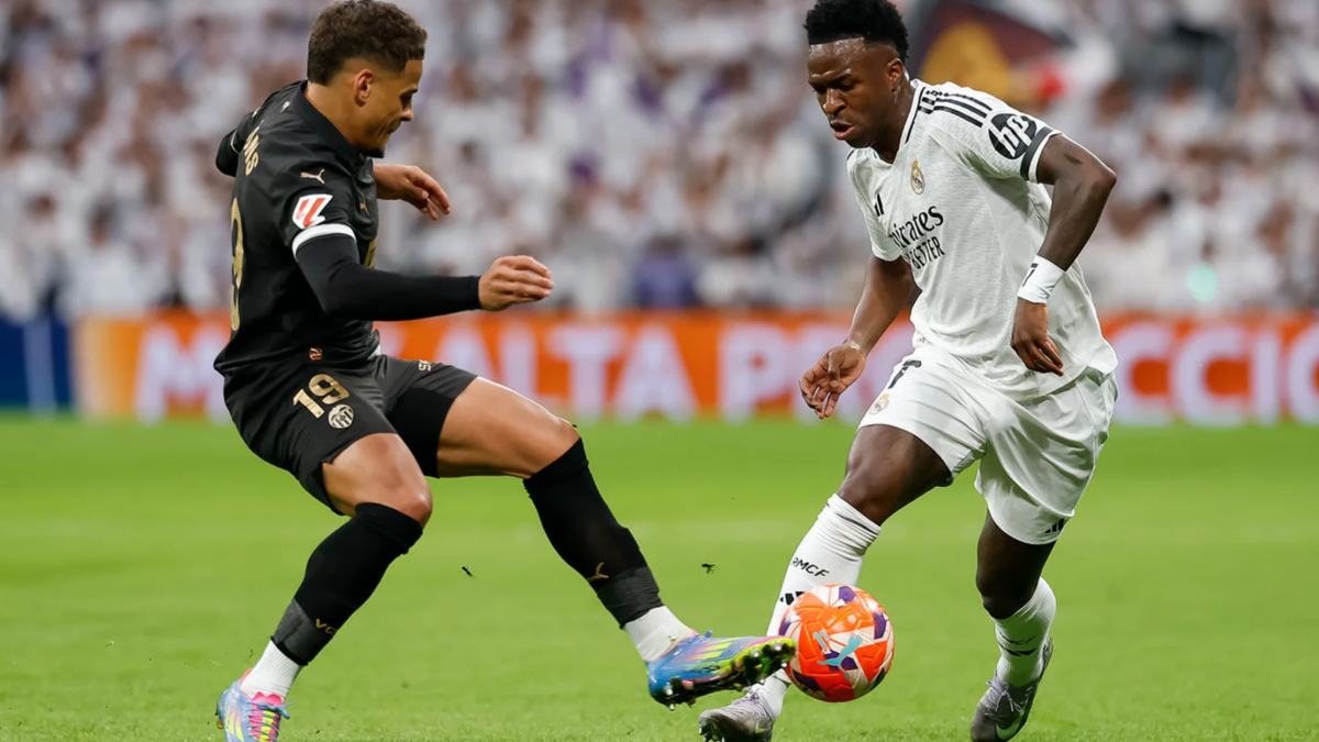 Coto Matamoros no se corta y vapulea a Vinicius en la tertulia DC: "En el fútbol..."