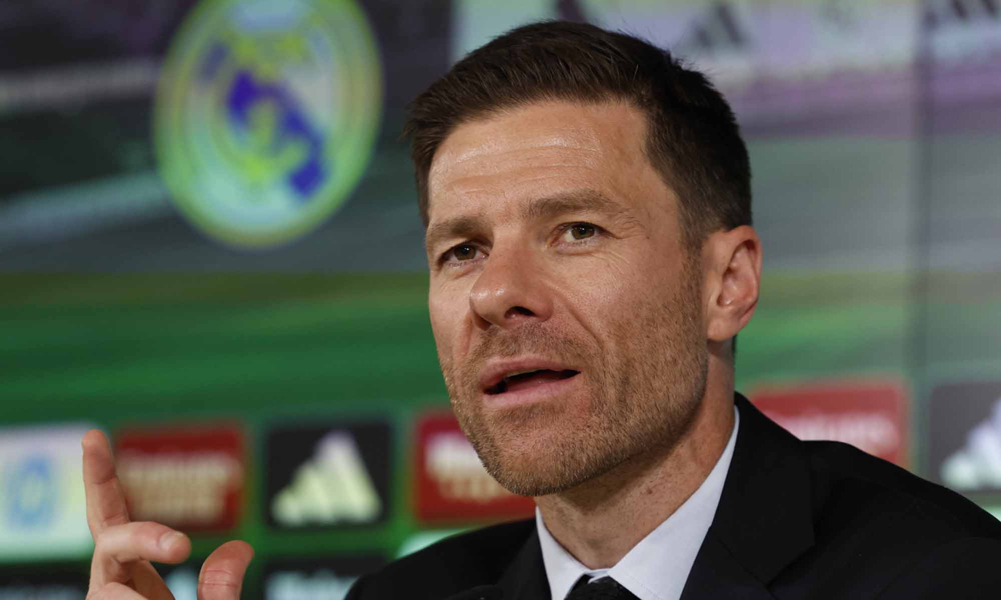 Ni un central ni un centrocampista, Xabi Alonso tiene otra petición ...