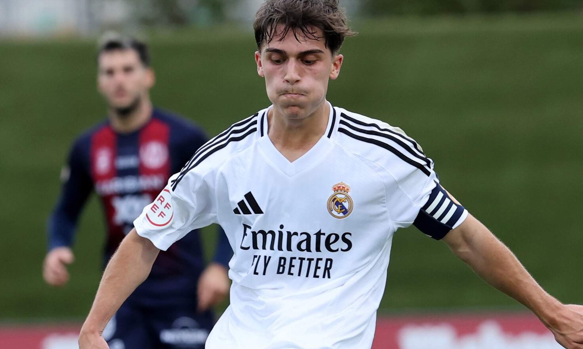 Así juega Manuel Ángel, la perla del Castilla que enamora a Xabi Alonso